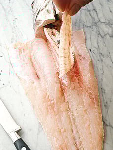 Come si fa a sfilettare il pesce |Sale&Pepe