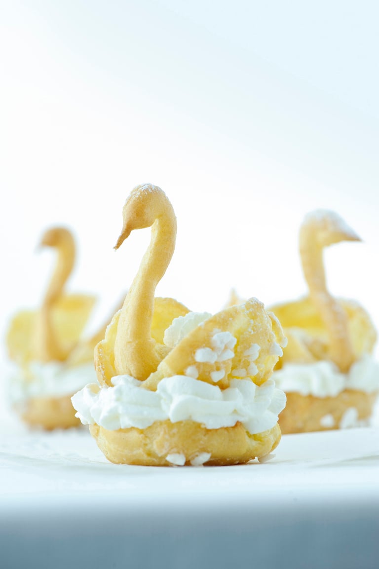 Cigni con crema e panna | Sale&Pepe