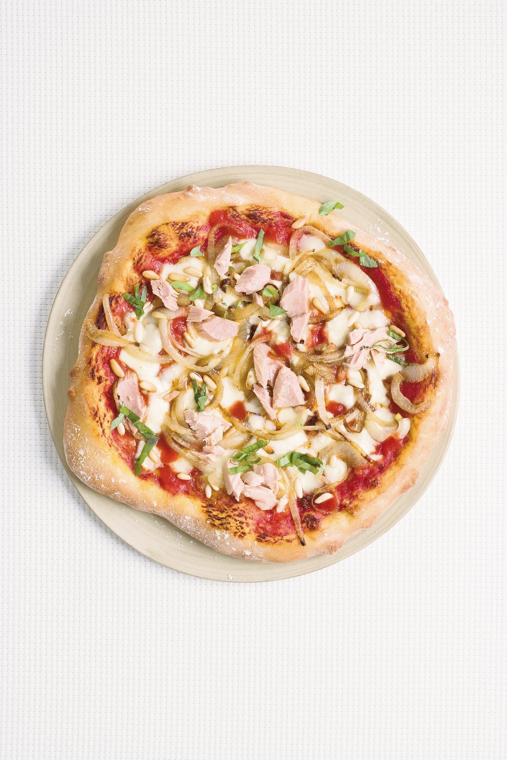 Cipolle bionde, pinoli e tonno | Sale&Pepe