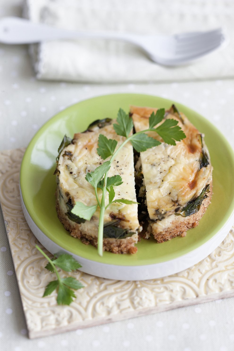 Mini cheesecake con cicoria e sedano da taglio | Sale&Pepe