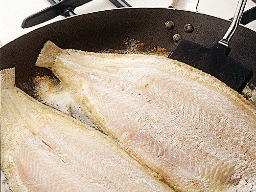 Come cuocere il pesce in padella |Sale&Pepe