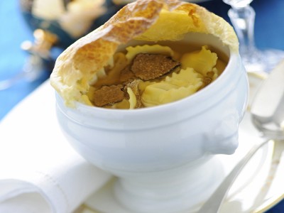 Ricetta crostata di pesche e cioccolato | Sale&Pepe