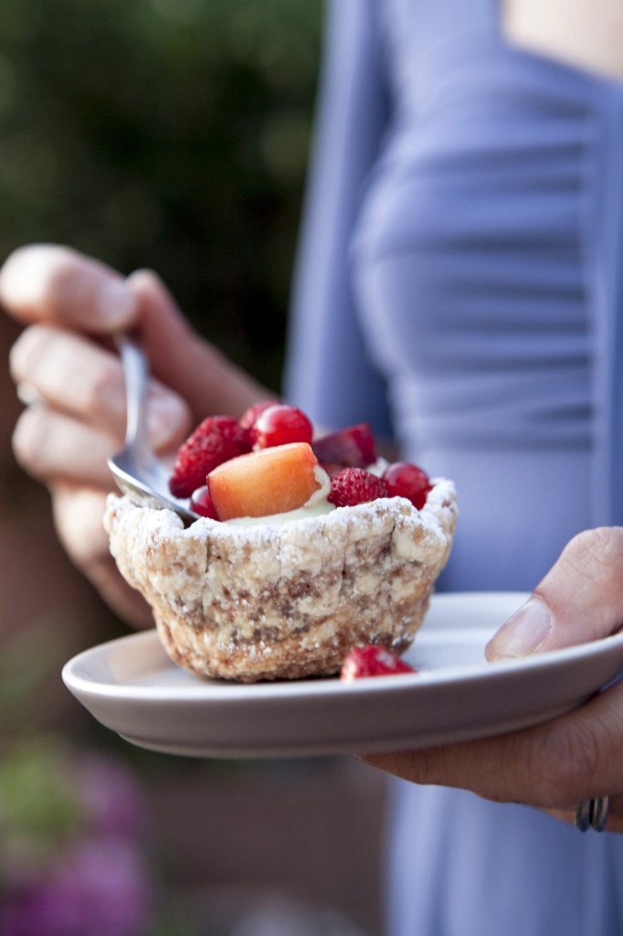 Coppette con frutta e gelato | Sale&Pepe