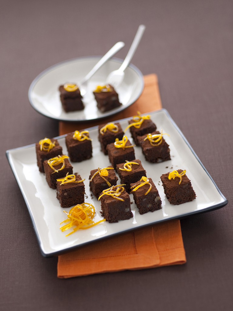 Cubotti al cioccolato con julienne di scorze candite | Sale&Pepe