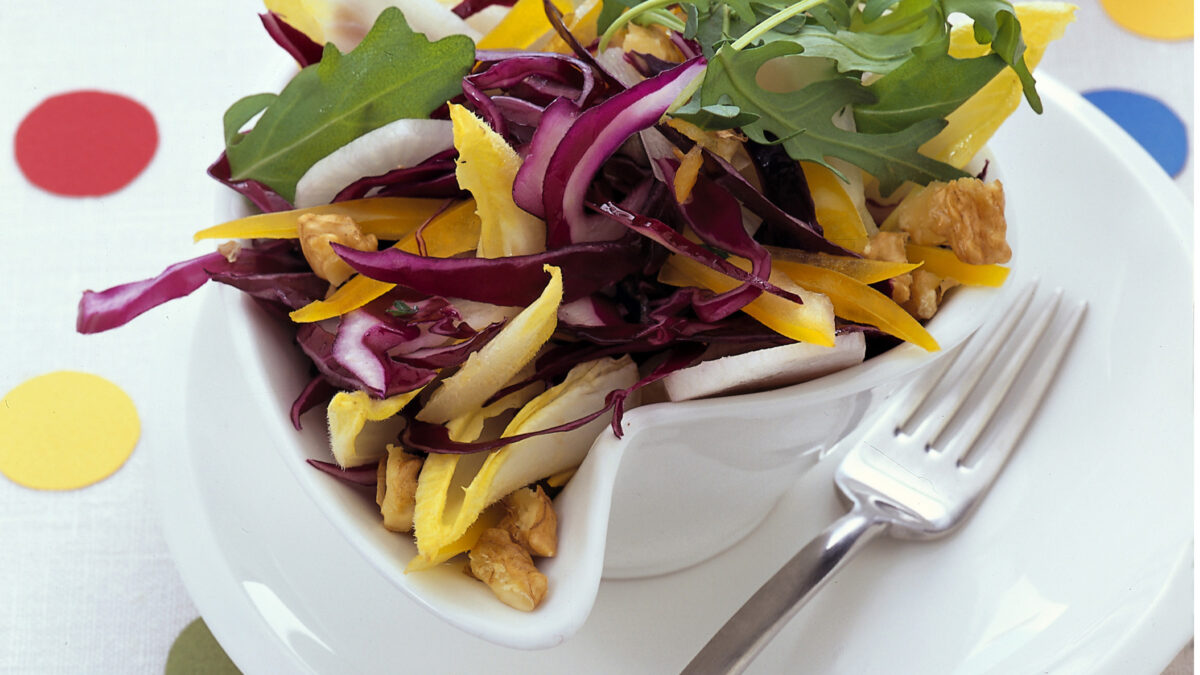 Come si preparare l'insalata a colori | Sale&Pepe