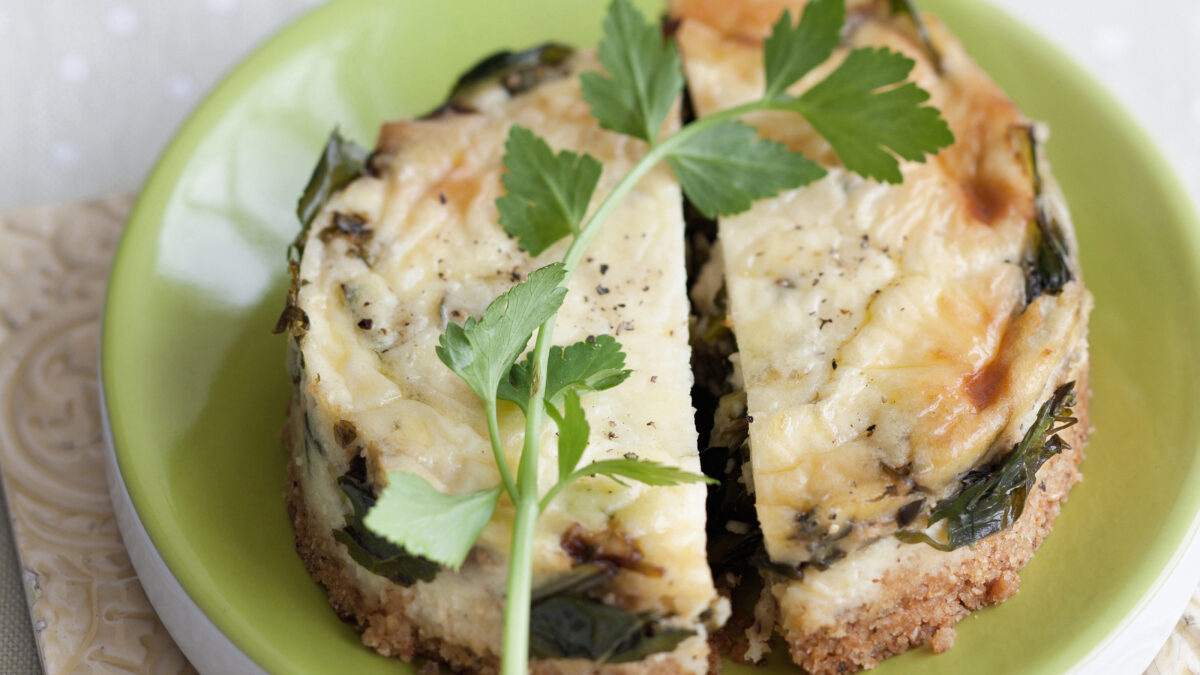 Mini cheesecake con cicoria e sedano da taglio - Sale&Pepe