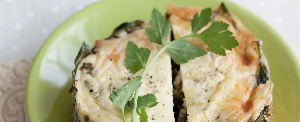 Mini cheesecake con cicoria e sedano da taglio | Sale&Pepe