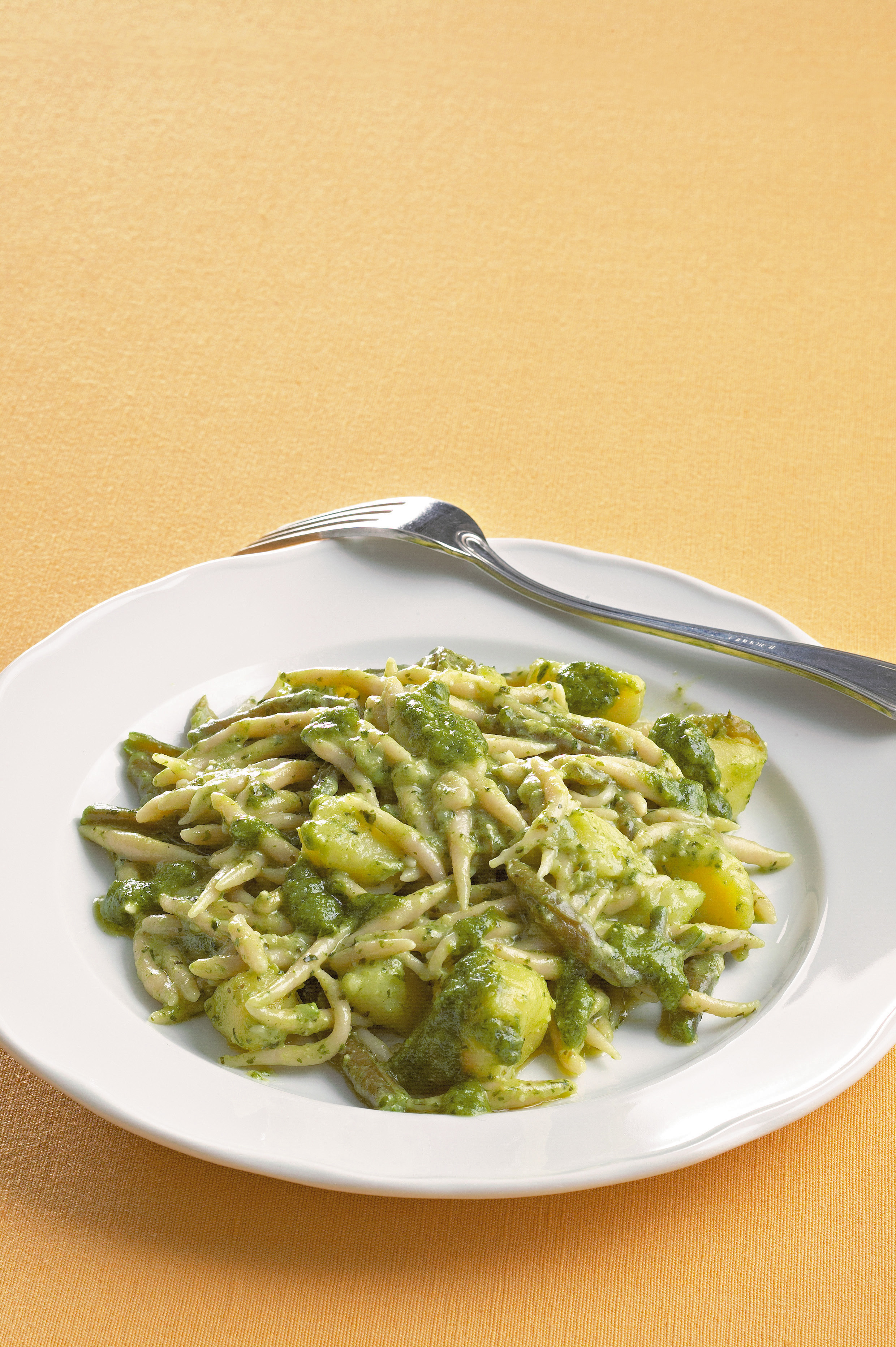 Trofie con patate e fagiolini al pesto | Sale&Pepe