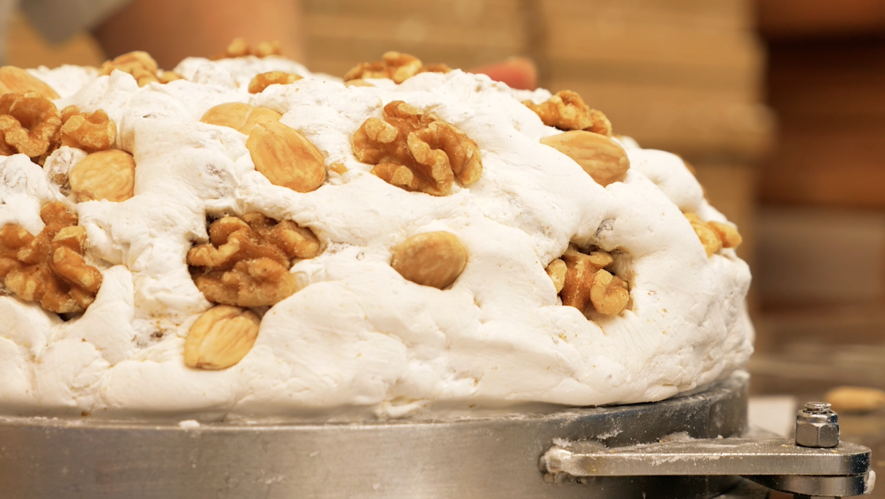 Il torrone come una volta: il video sulla produzione - Sale&Pepe