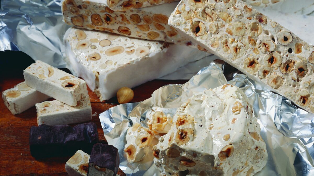 Torrone: come sceglierlo e come gustarlo - Sale&Pepe