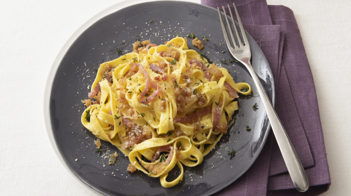 Tagliatelle al prosciutto crudo - Sale&Pepe Tagliatelle al prosciutto crudo - Sale&Pepe