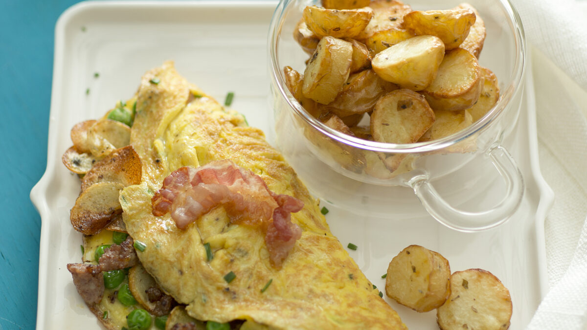 Omelette alla tedesca con salsiccia e patate - Sale&Pepe