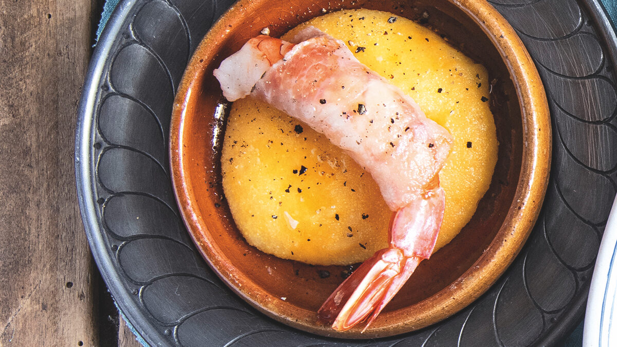 Gamberi al lardo con polenta cremosa - Sale&Pepe